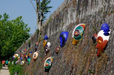 Pascale Marthine Tayou | Contemporary Artist | Galleria Continua